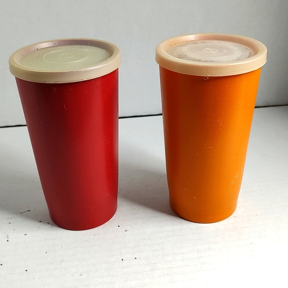 Tupperware | Kitchen | Tupperware 54 Cups Tumblers With Lids 8737 Set ...